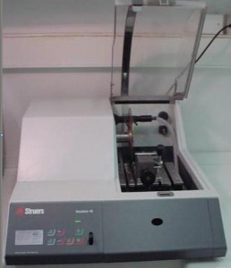 Cortadora Alta Velocidad | Laboratorio Edad y Crecimiento