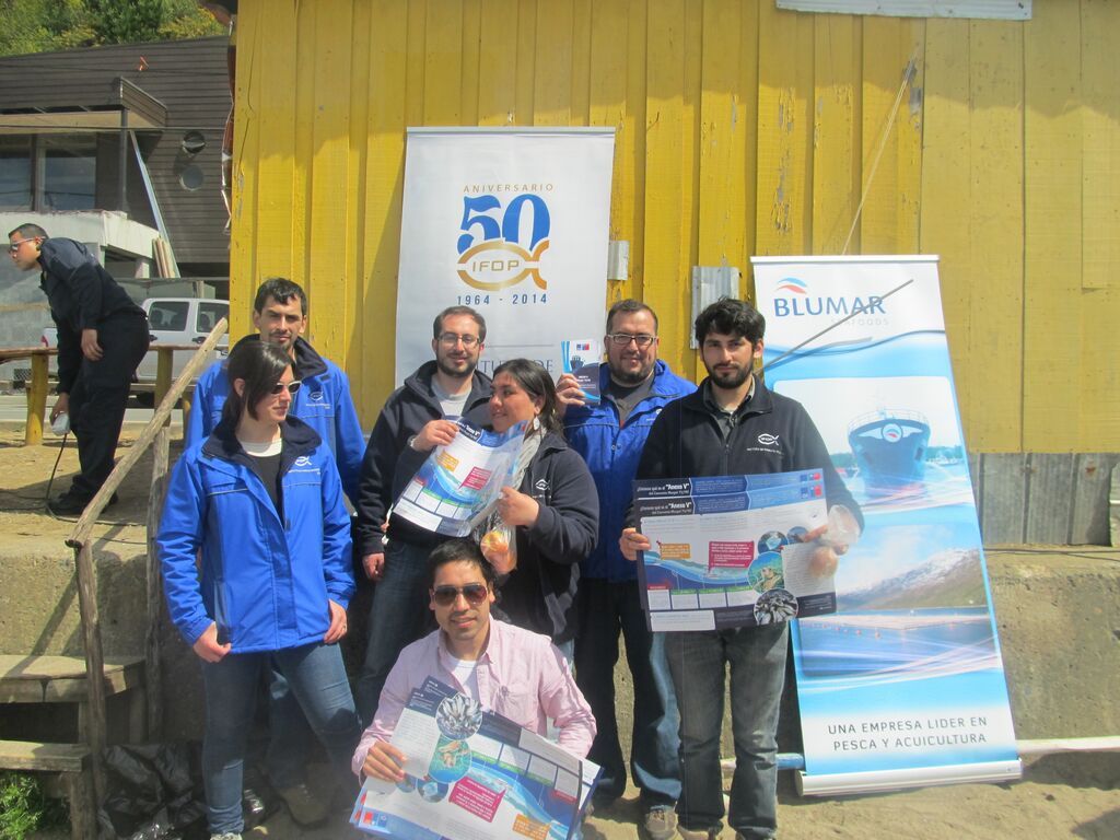 Trabajadores de IFOP Talcahuano participan como voluntarios en limpieza ... Trabajadores de IFOP Talcahuano participan como voluntarios en limpieza ...